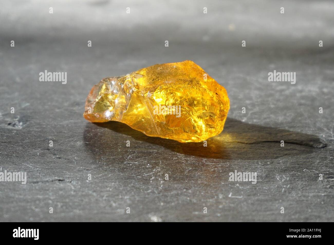 Gris ambre Banque de photographies et d’images à haute résolution - Alamy