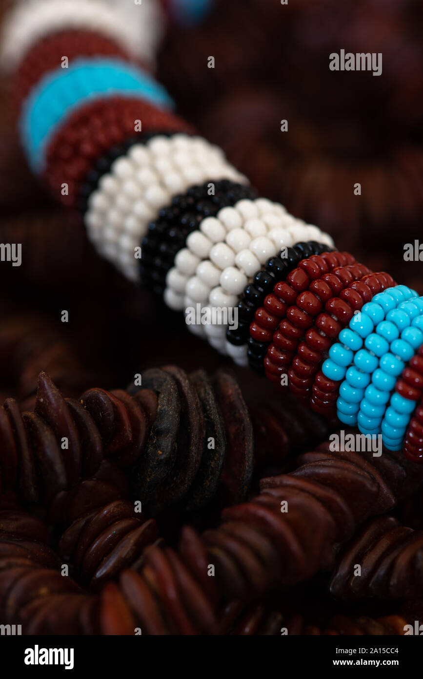 Parure africaine Banque de photographies et d’images à haute résolution ...