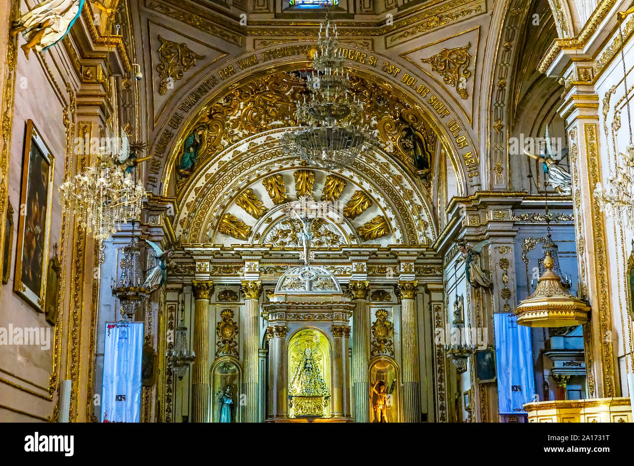 Vierge Marie de solitude, Statue Basilique Notre Dame de la Solitude ...