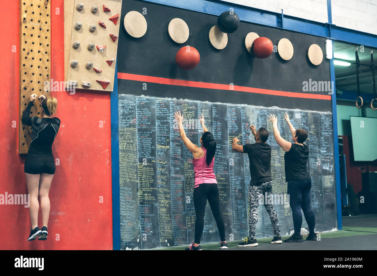 Le groupe de gym Banque de photographies et d’images à haute résolution ...