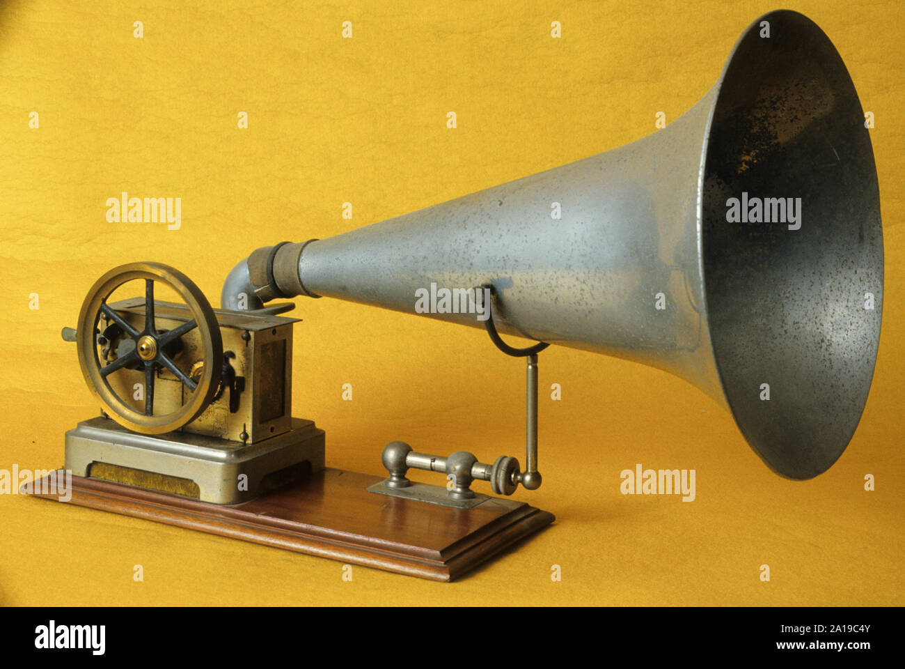 Phonograph cylinder not edison Banque de photographies et d’images à ...