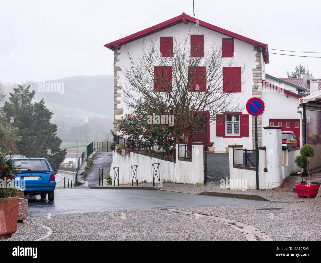 Village d'Espelette dans dans le Pays Basque Français Photo Stock - Alamy