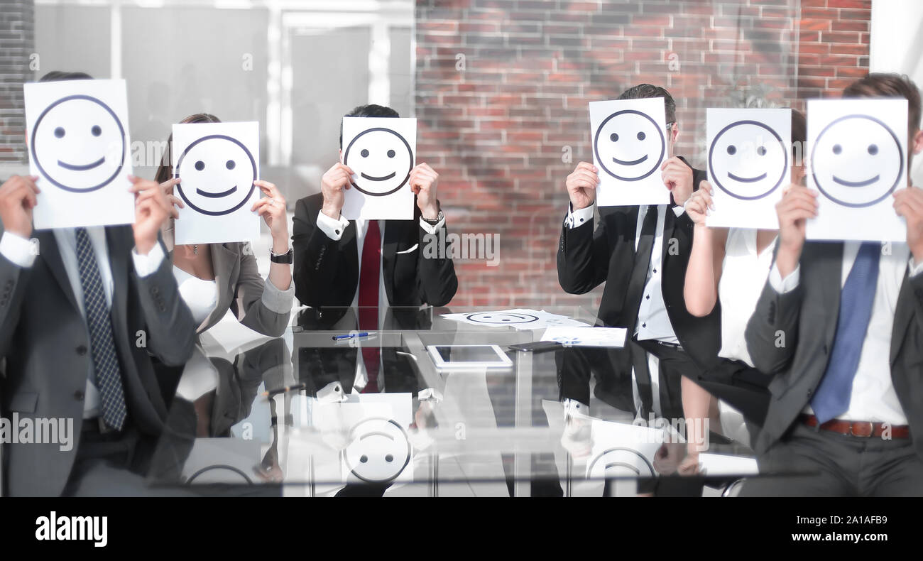 Smiley emoji pour le travail Banque de photographies et d’images à ...