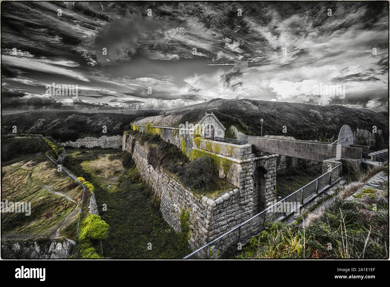 Hmp the verne prison Banque de photographies et d’images à haute ...