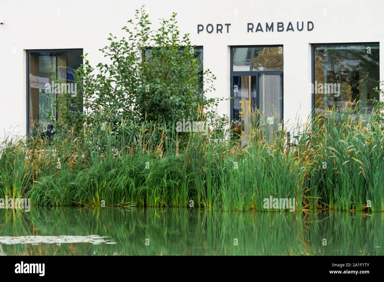 Port de rambaud Banque de photographies et d’images à haute résolution ...