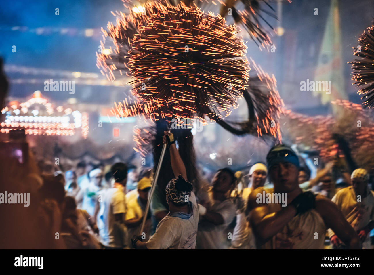 Tai hang fire dragon dance Banque de photographies et d’images à haute ...