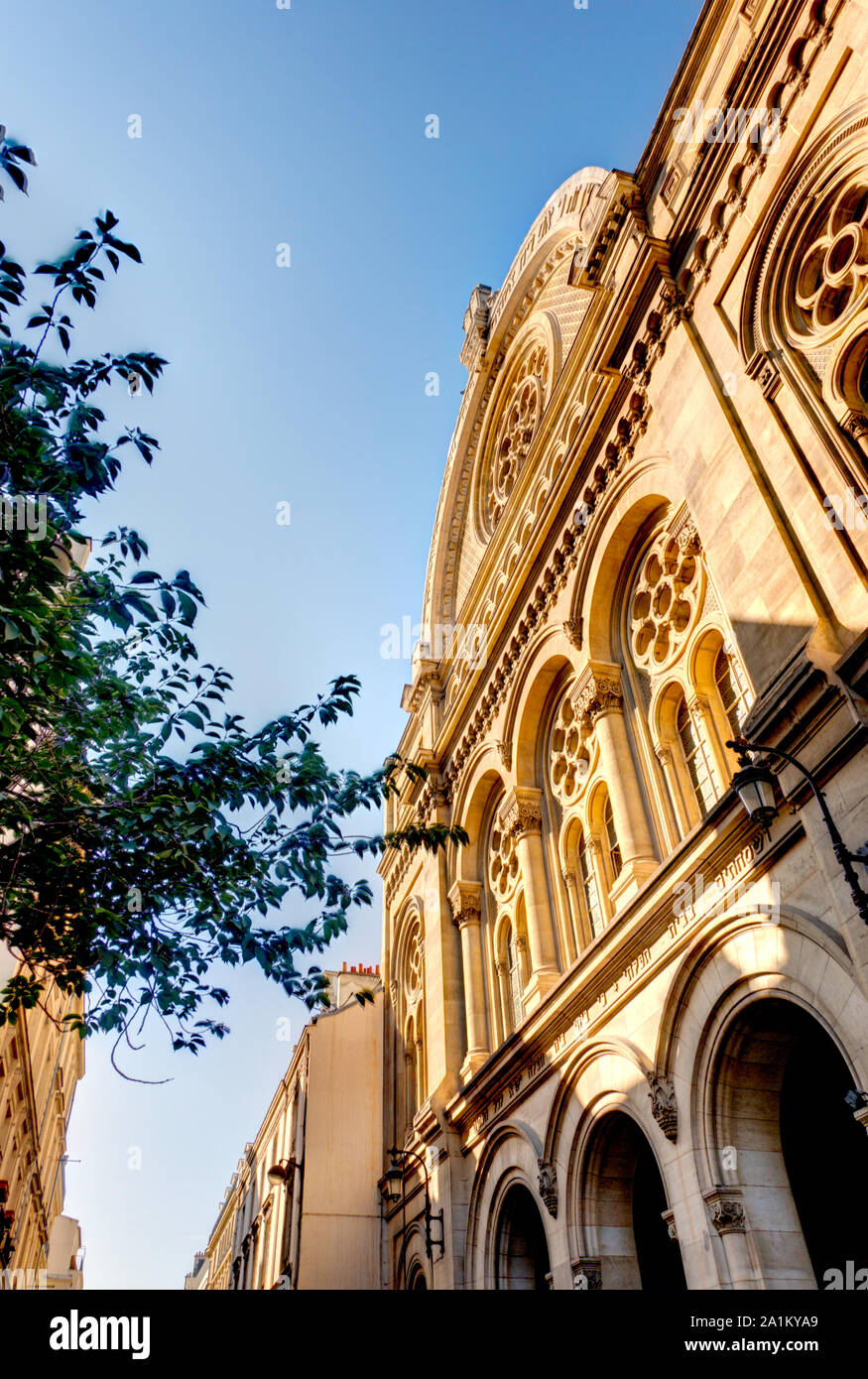 Paris la synagogue Banque de photographies et d’images à haute ...
