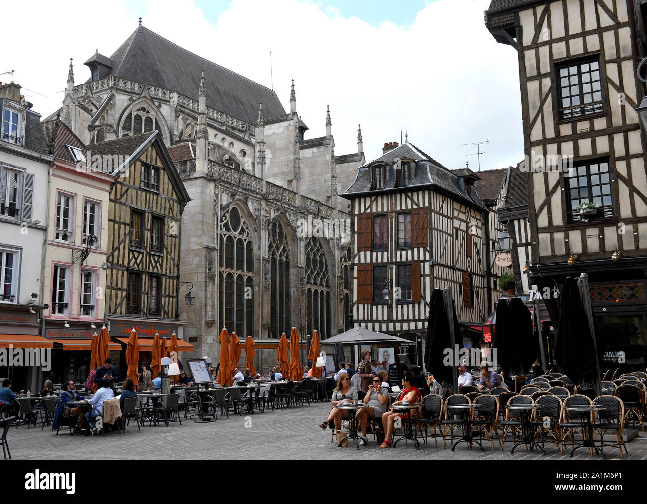 Ville de troyes Banque de photographies et d’images à haute résolution ...