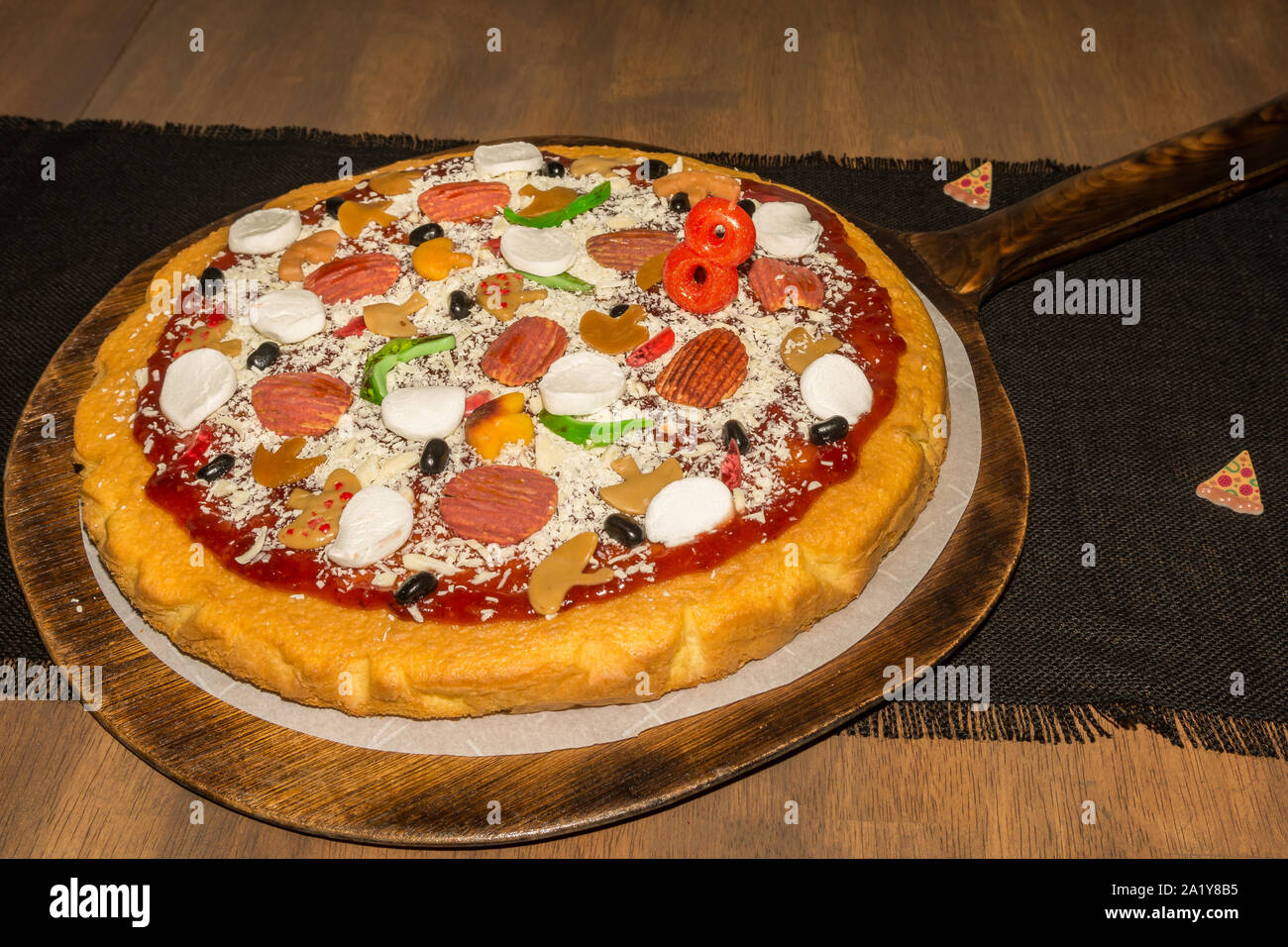 Pizza avec tout Banque de photographies et d’images à haute résolution ...
