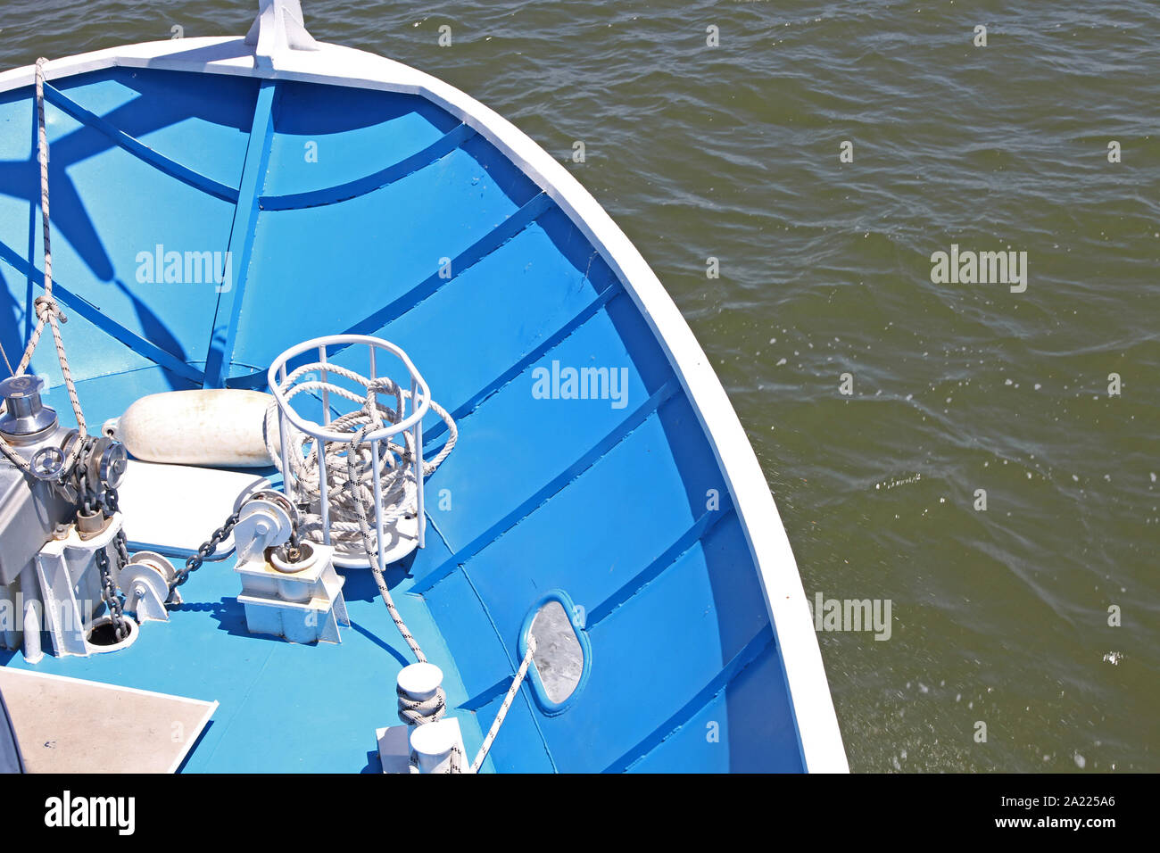 Proue de bateau de croisière Banque de photographies et d’images à ...