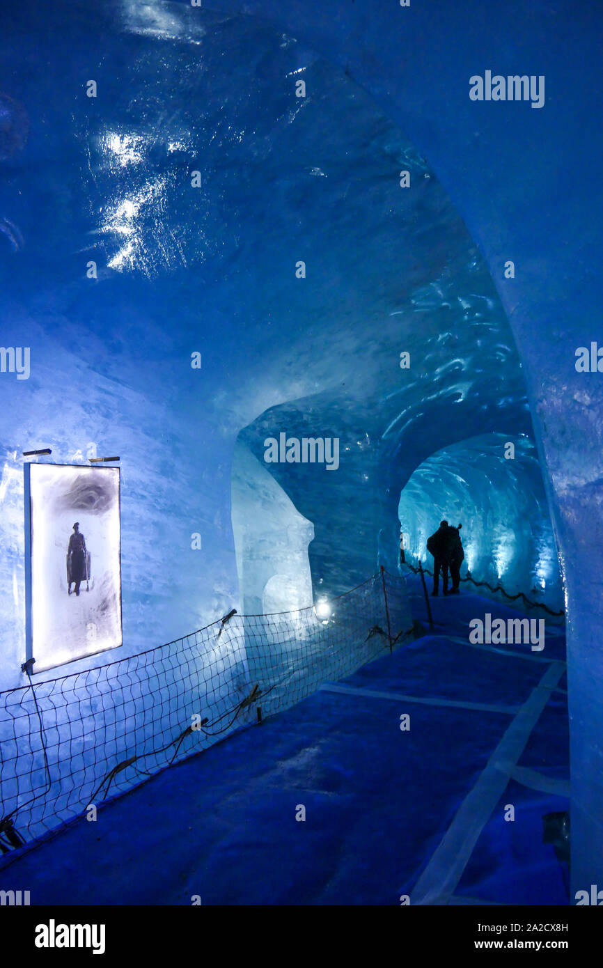 Grotte de la mer de glace Banque de photographies et d’images à haute ...