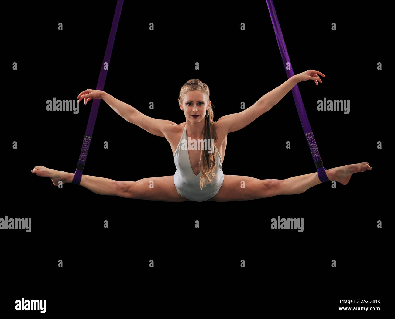 Woman acrobat Banque de photographies et d’images à haute résolution ...