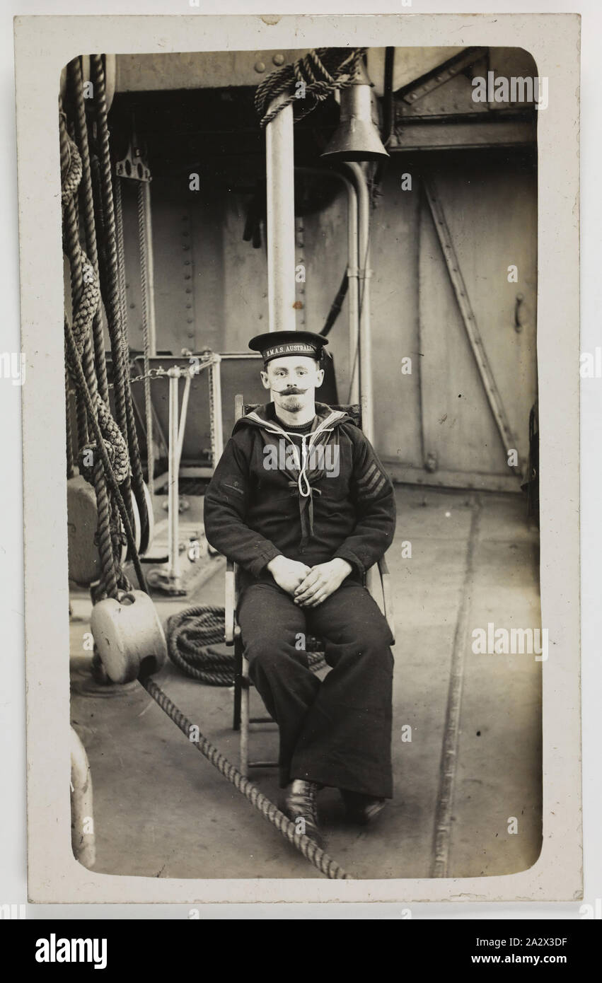38 cartes postales mal tenues Banque de photographies et d’images à ...