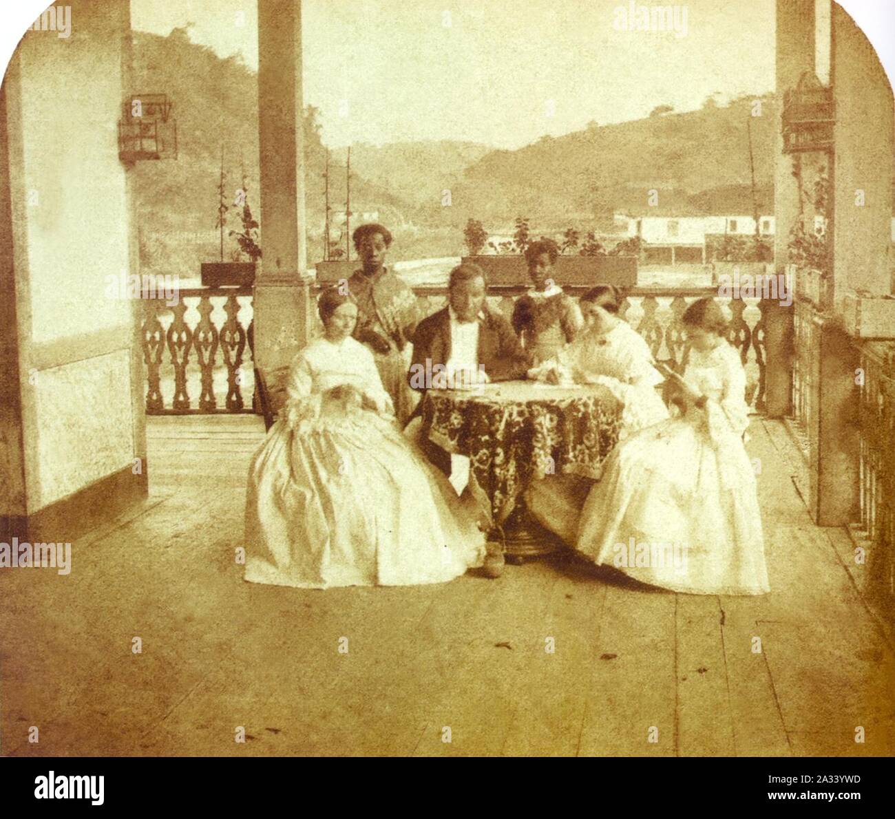 Famille et maison des esclaves domestiques par Klumb 1860 Photo Stock ...