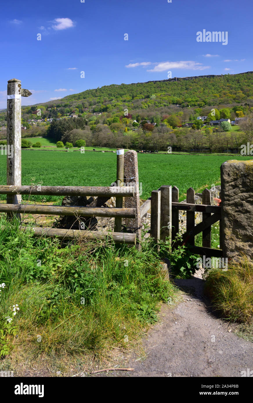 Calver village Banque de photographies et d’images à haute résolution ...