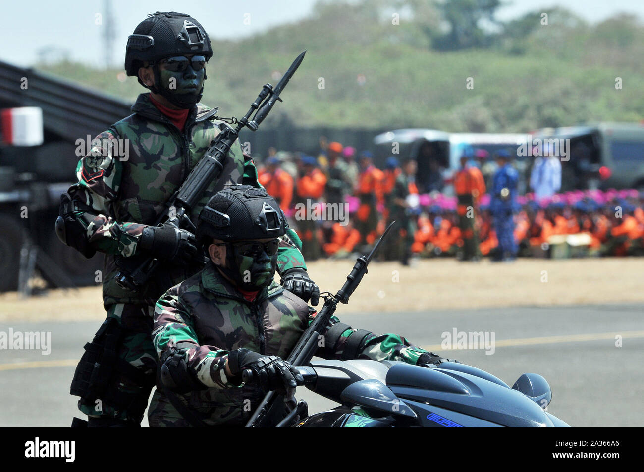 Indonesian national armed forces Banque de photographies et d’images à ...
