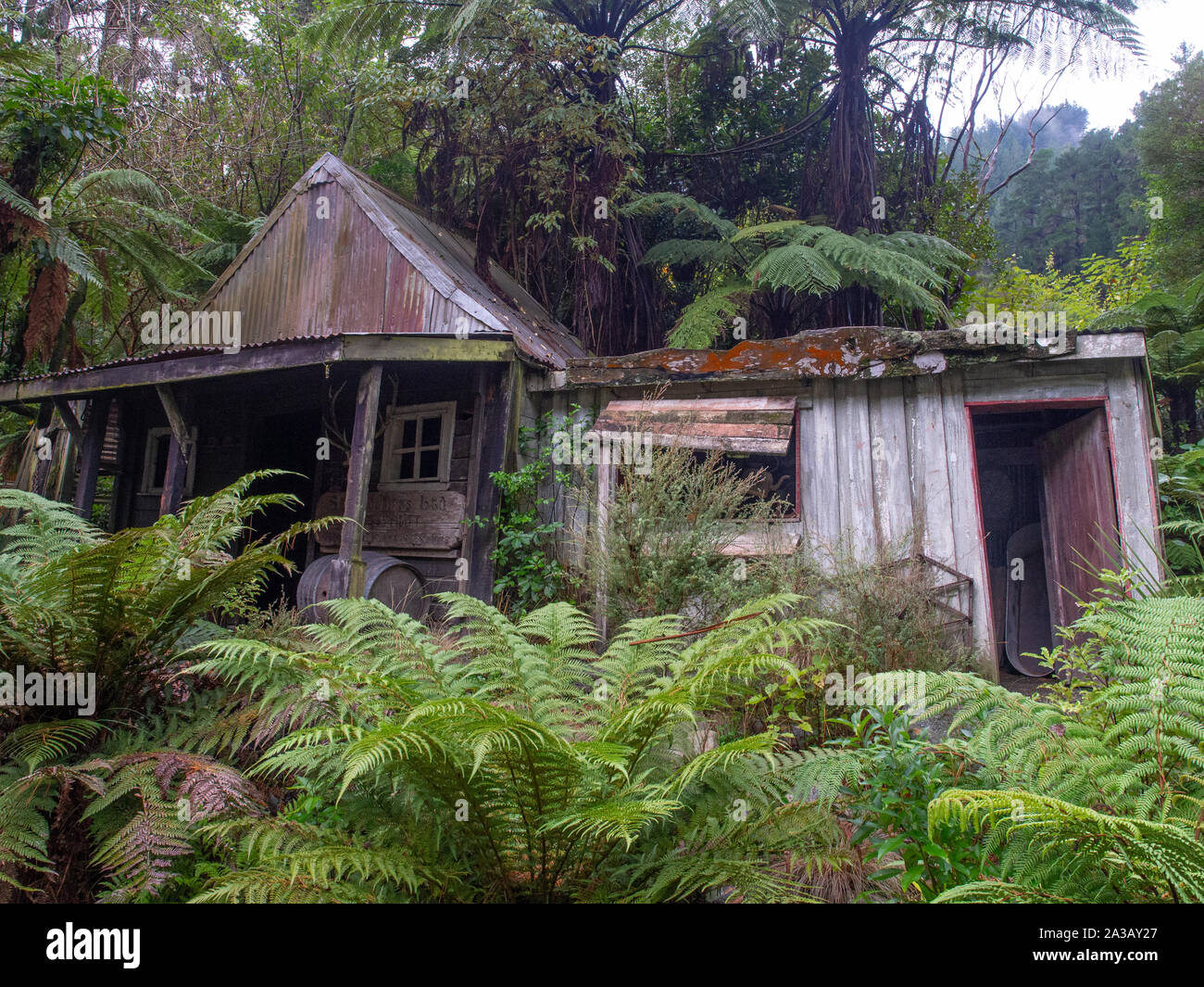 Ramshackle shack Banque de photographies et d’images à haute résolution ...