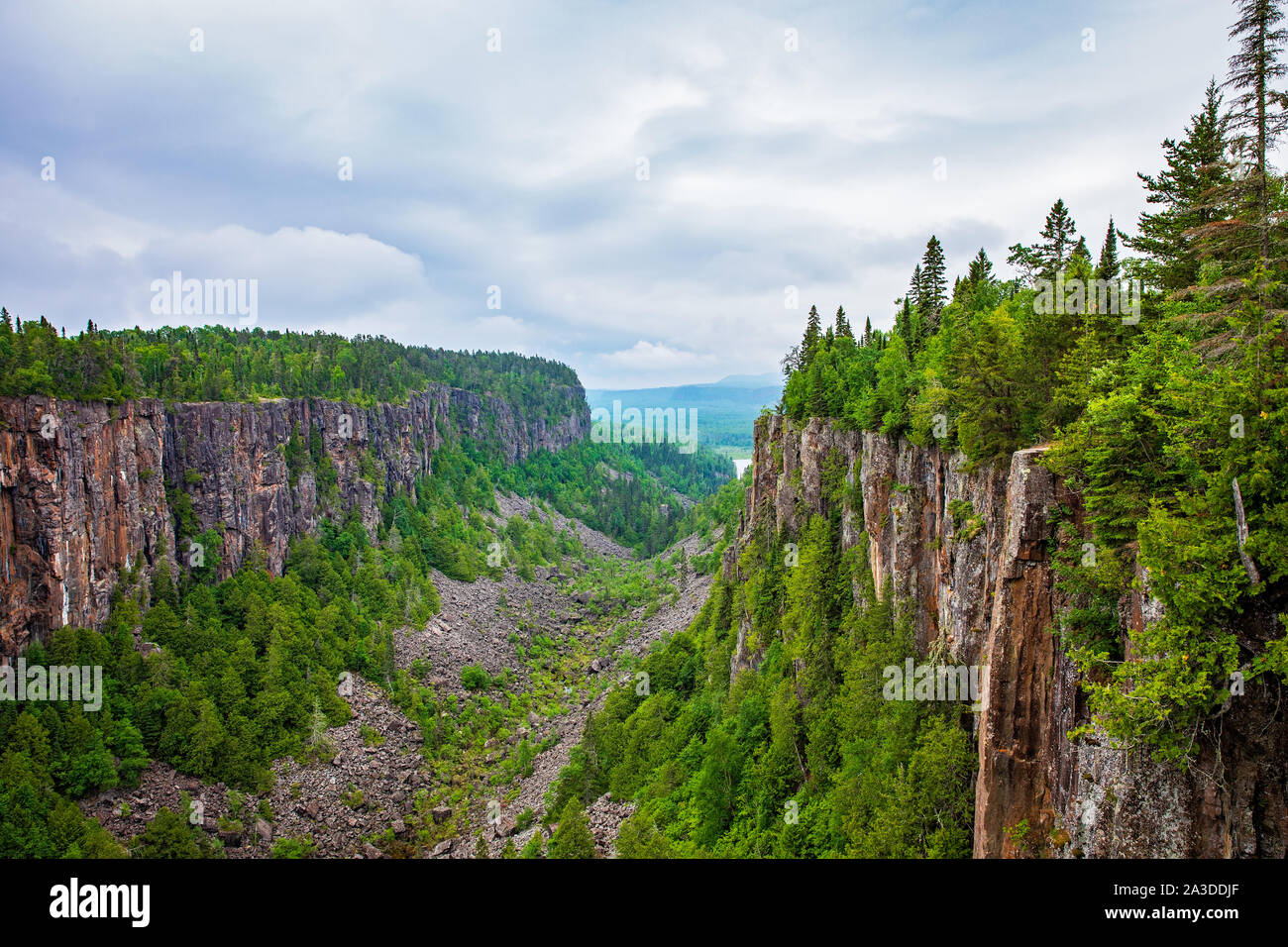 Canyon ouimet Banque de photographies et d’images à haute résolution ...