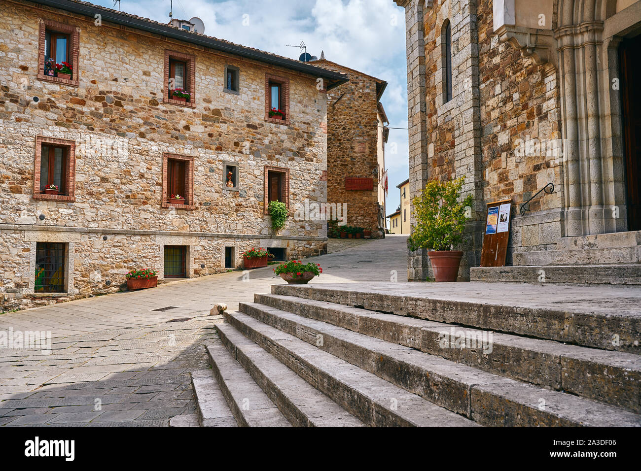 Ruelle Pierre Banque d'image et photos - Alamy