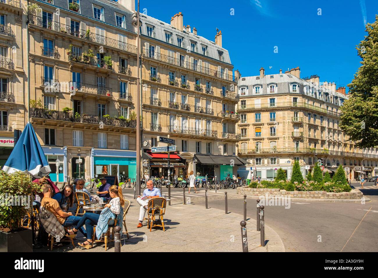 Monge paris Banque de photographies et d’images à haute résolution - Alamy