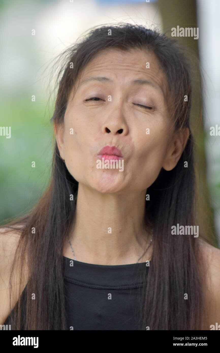 Asiatique Mature Banque De Photographies Et Dimages à Haute Résolution Alamy