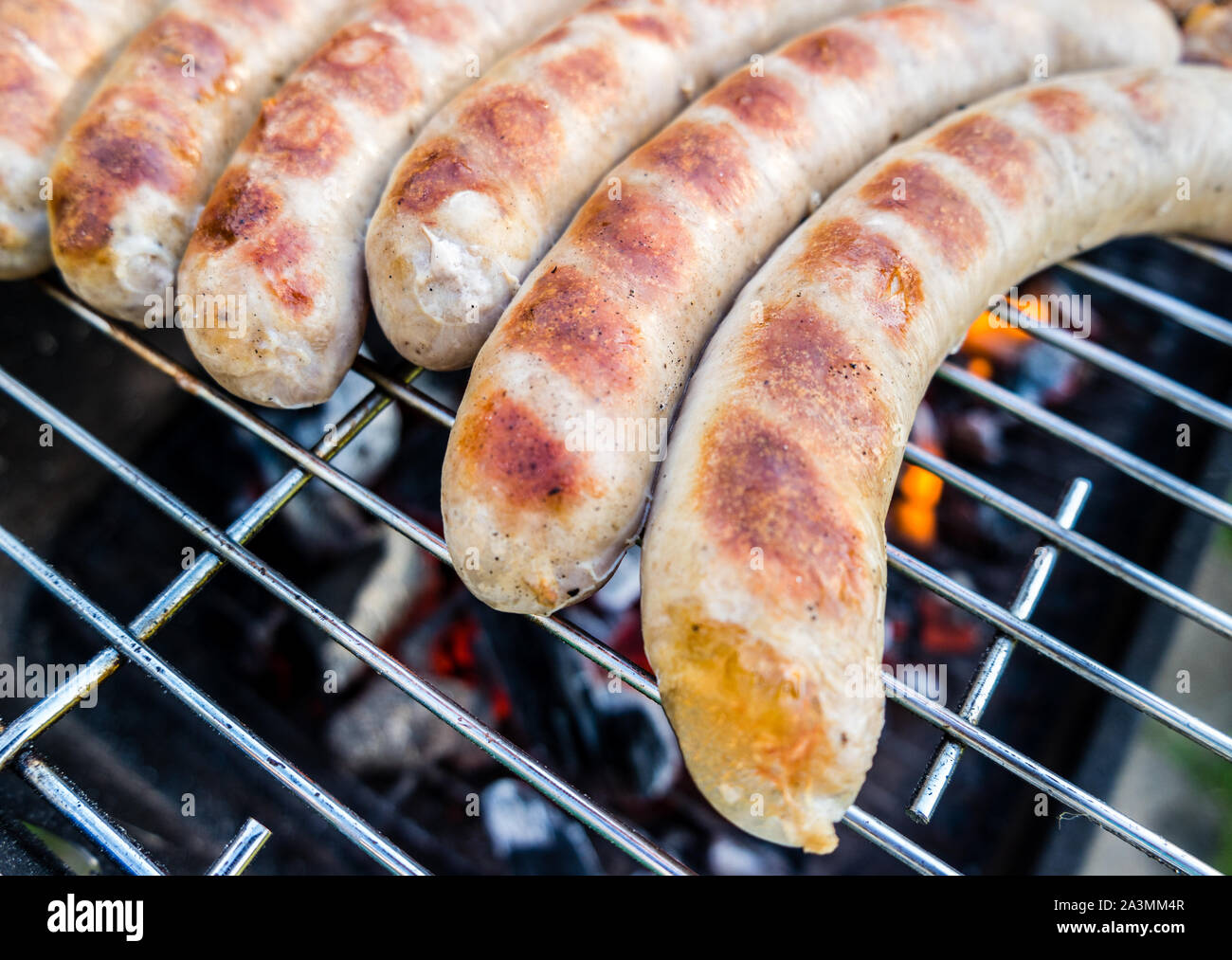 Saucisses de thuringe Banque de photographies et d’images à haute résolution - Alamy