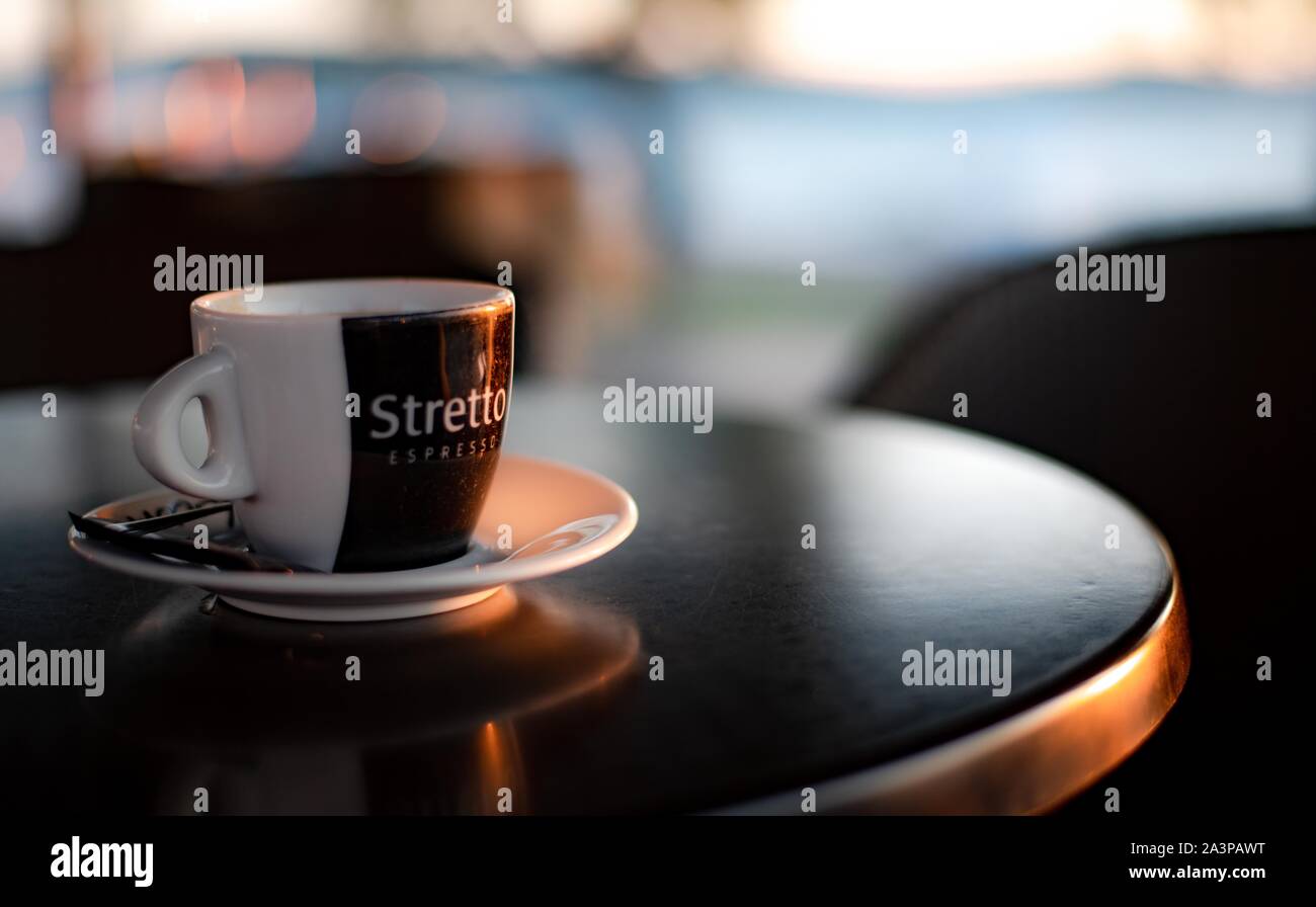 Café sur la plage Banque de photographies et d’images à haute ...