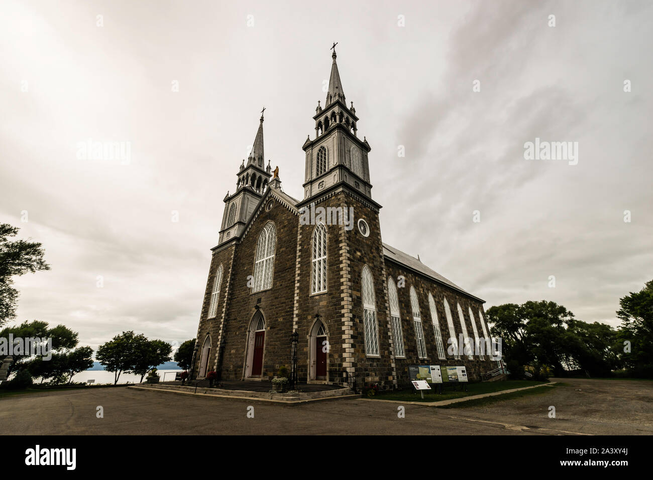 Saint roch des aulnaies Banque de photographies et d’images à haute résolution - Alamy