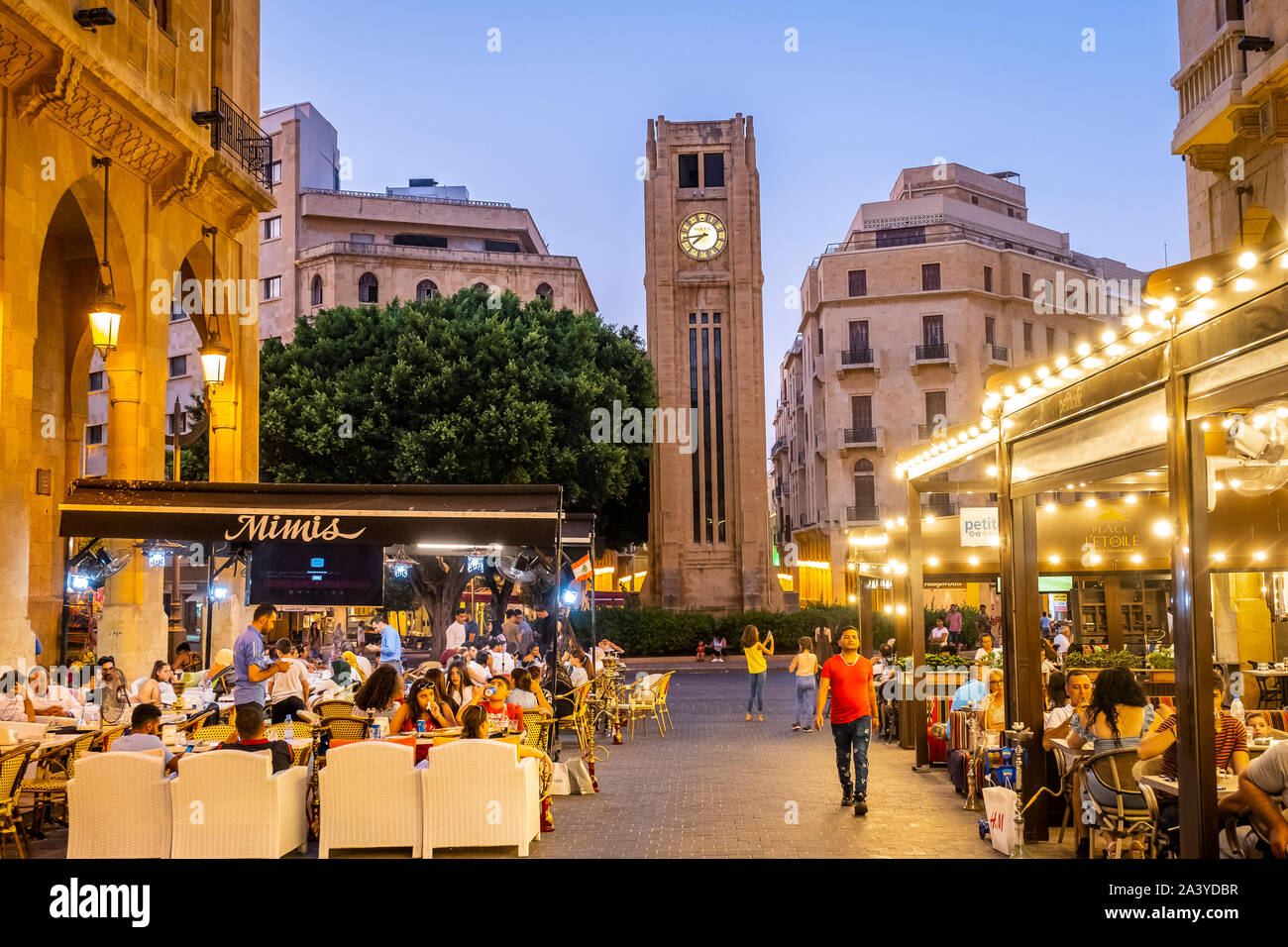 Downtown beirut terrace Banque de photographies et d’images à haute ...