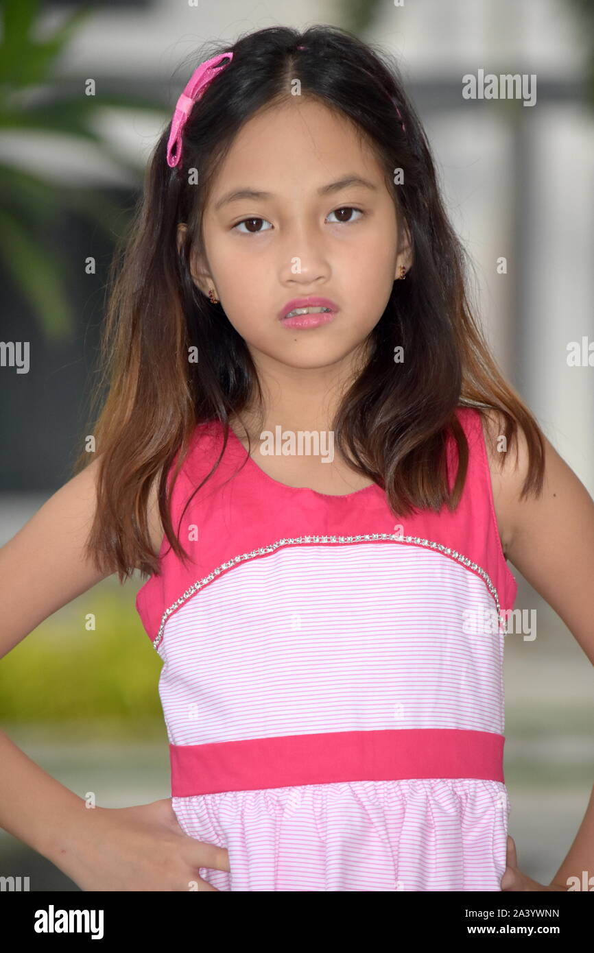 Asian teen girl Banque de photographies et d’images à haute résolution ...