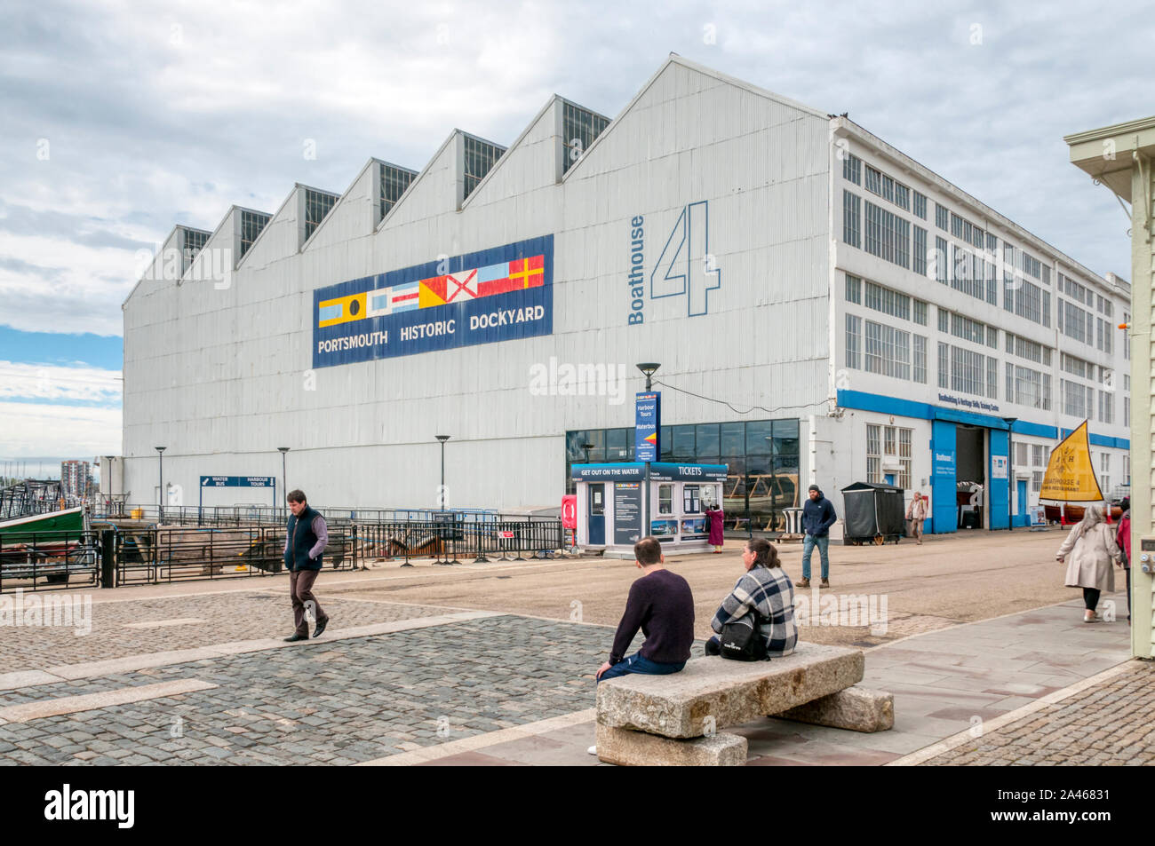 Portsmouth historical dockyard Banque de photographies et d’images à ...