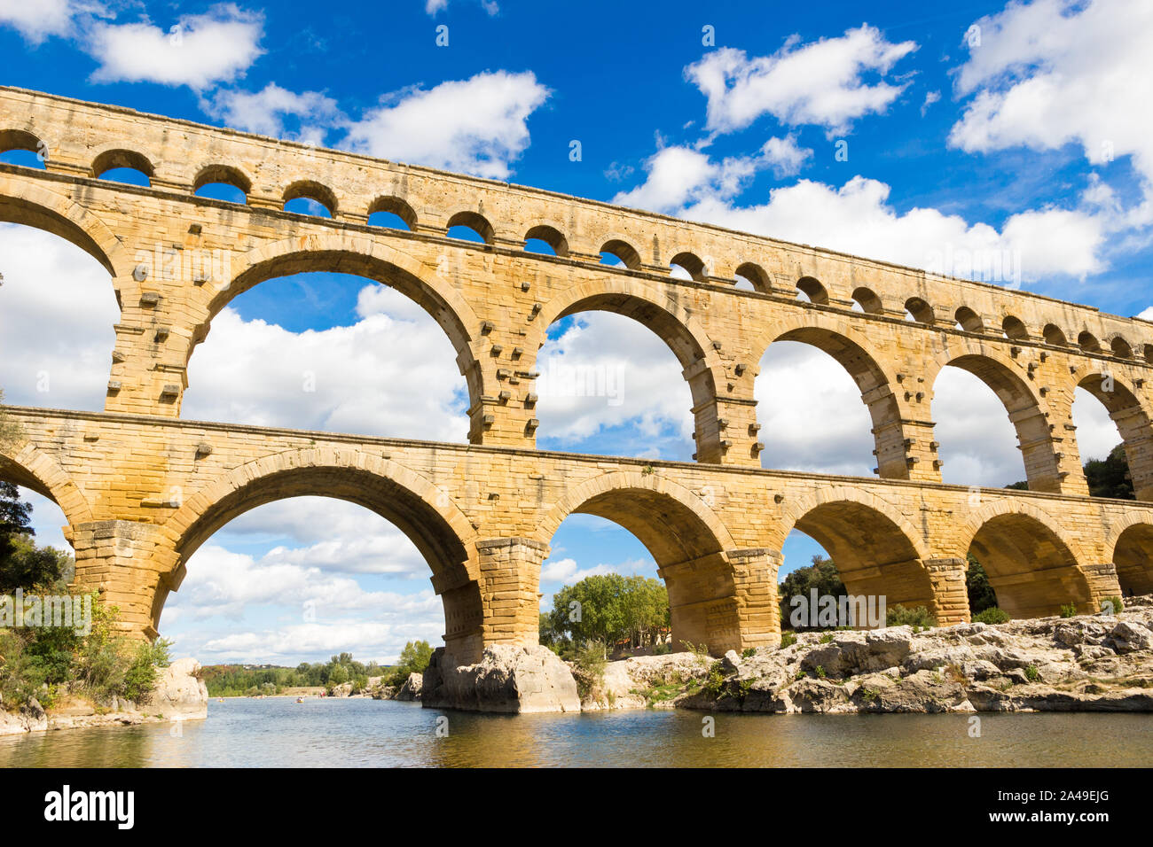 Aqueduc France Romaine Banque d'image et photos - Alamy