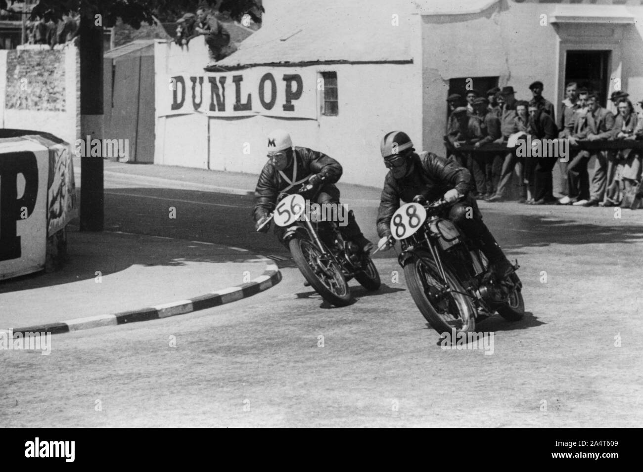 Matchless motorcycle Banque d'images noir et blanc - Alamy