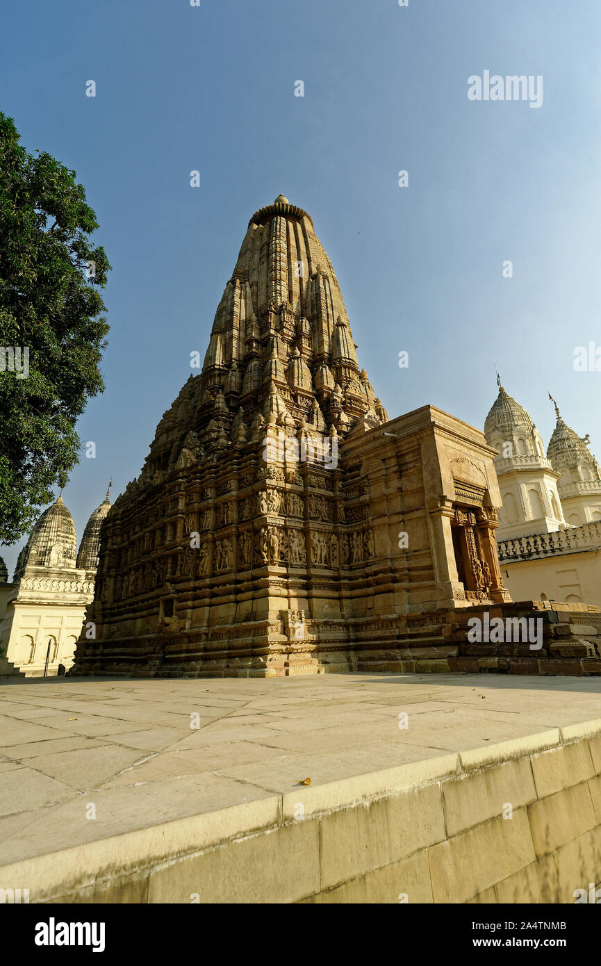 Temple de parshvanatha khajuraho Banque de photographies et d’images à ...