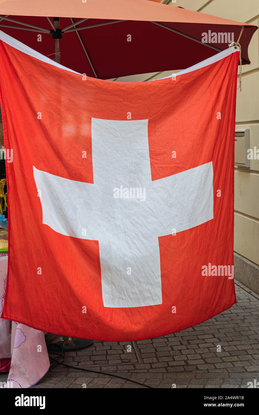 Grande croix blanche Banque de photographies et d’images à haute ...