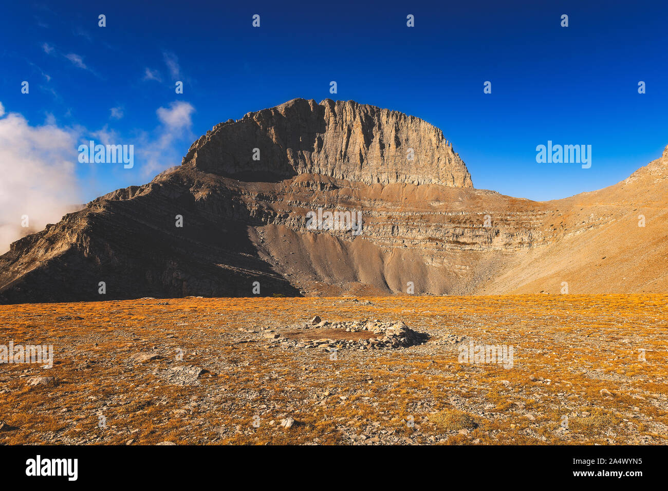 La lumière du jour sur le plateau de Muses sur le mont Olympe Photo ...