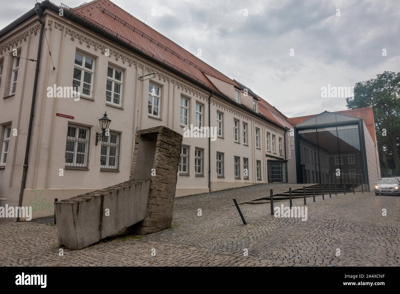 Le Diözesanmuseum Saint Afra (Musée Diocésain de Saint Afra) à ...