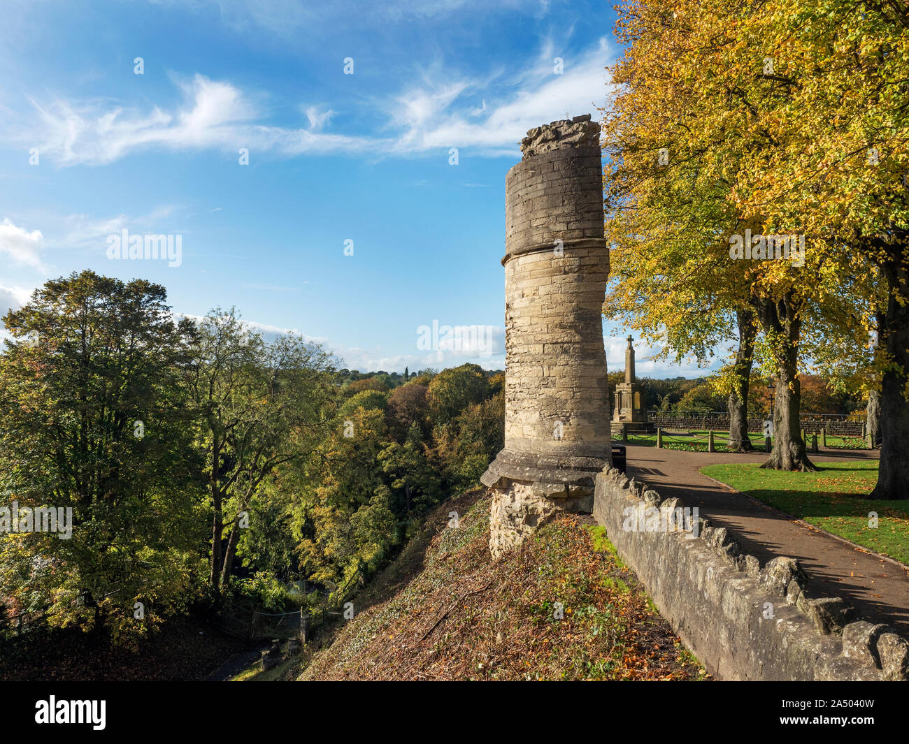 Ruined tower Banque de photographies et d’images à haute résolution - Alamy