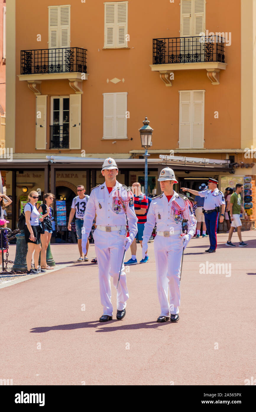 La police de monaco Banque de photographies et d’images à haute ...