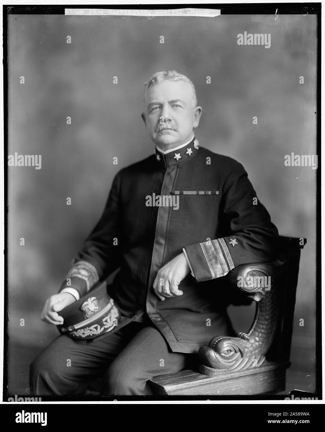 Admiral thomas Banque de photographies et d’images à haute résolution ...