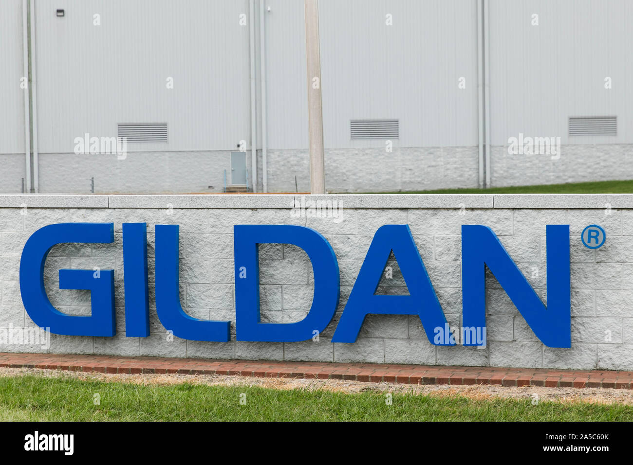 Logo de gildan Banque de photographies et d’images à haute résolution ...