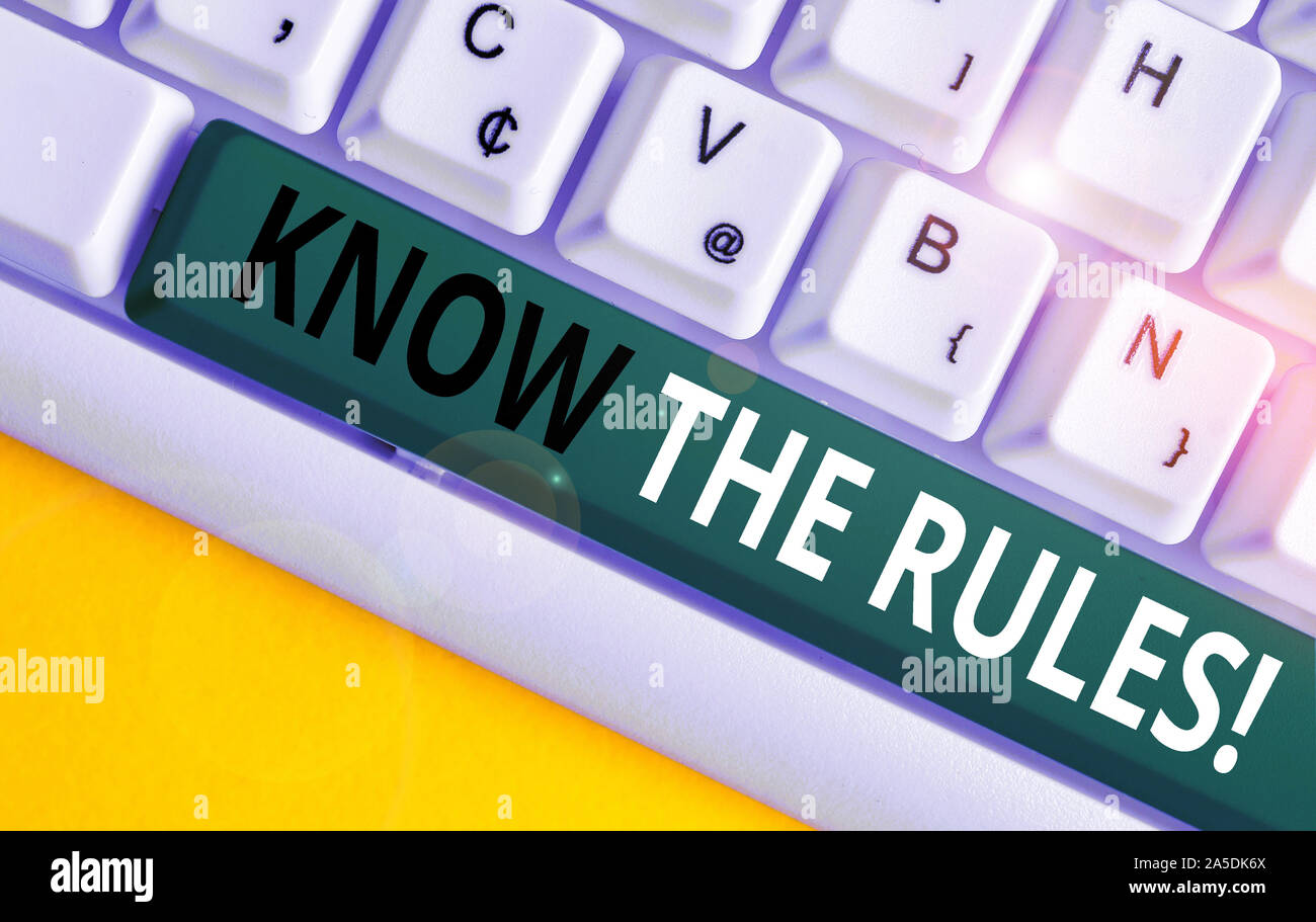 L'écriture de texte Word connaître les règles. Photo d'ensemble mettant ...