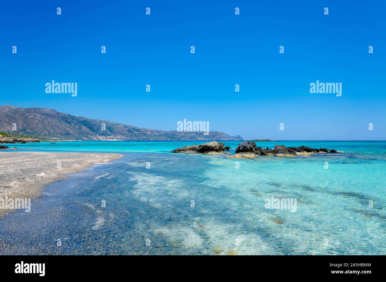 Plage d'Elafonissi, l'incroyable plage rose de Crète qui a été voté ...