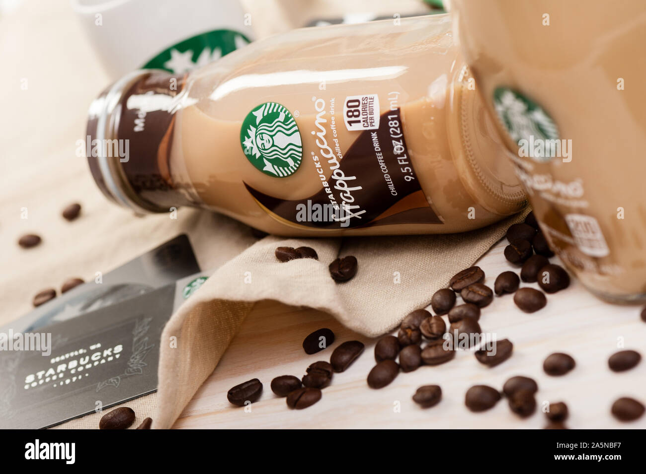 Starbucks frappuccino Banque de photographies et d’images à haute ...