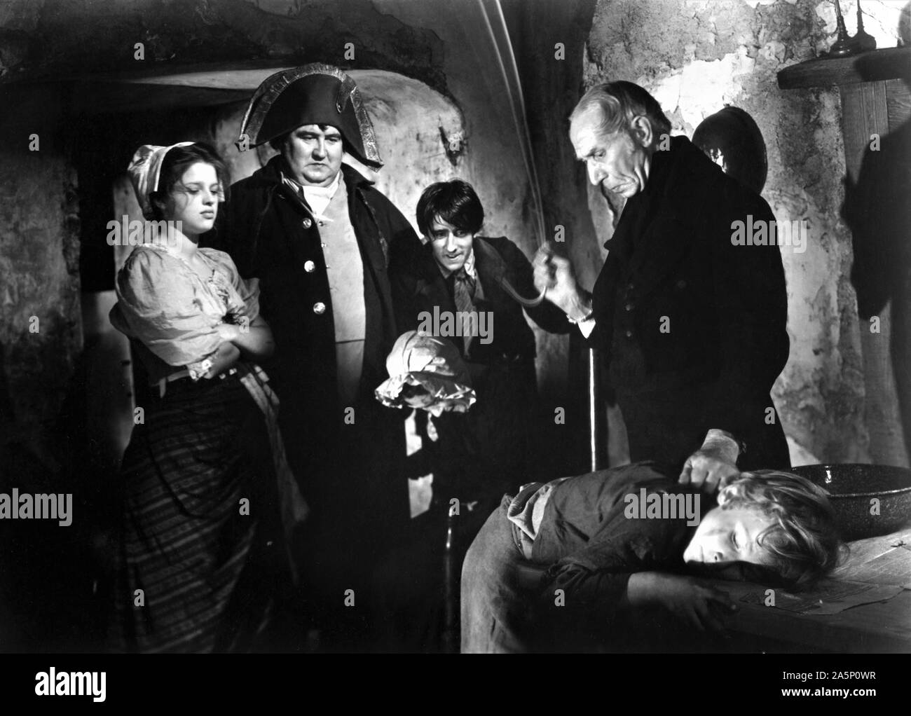 Noah claypole et charlotte Banque de photographies et d’images à haute ...