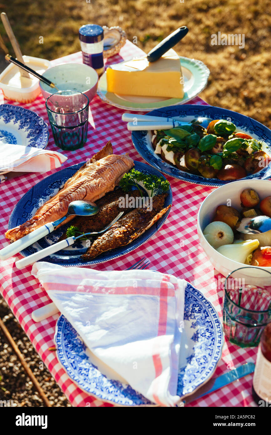 Repas sur la table Banque de photographies et d’images à haute ...