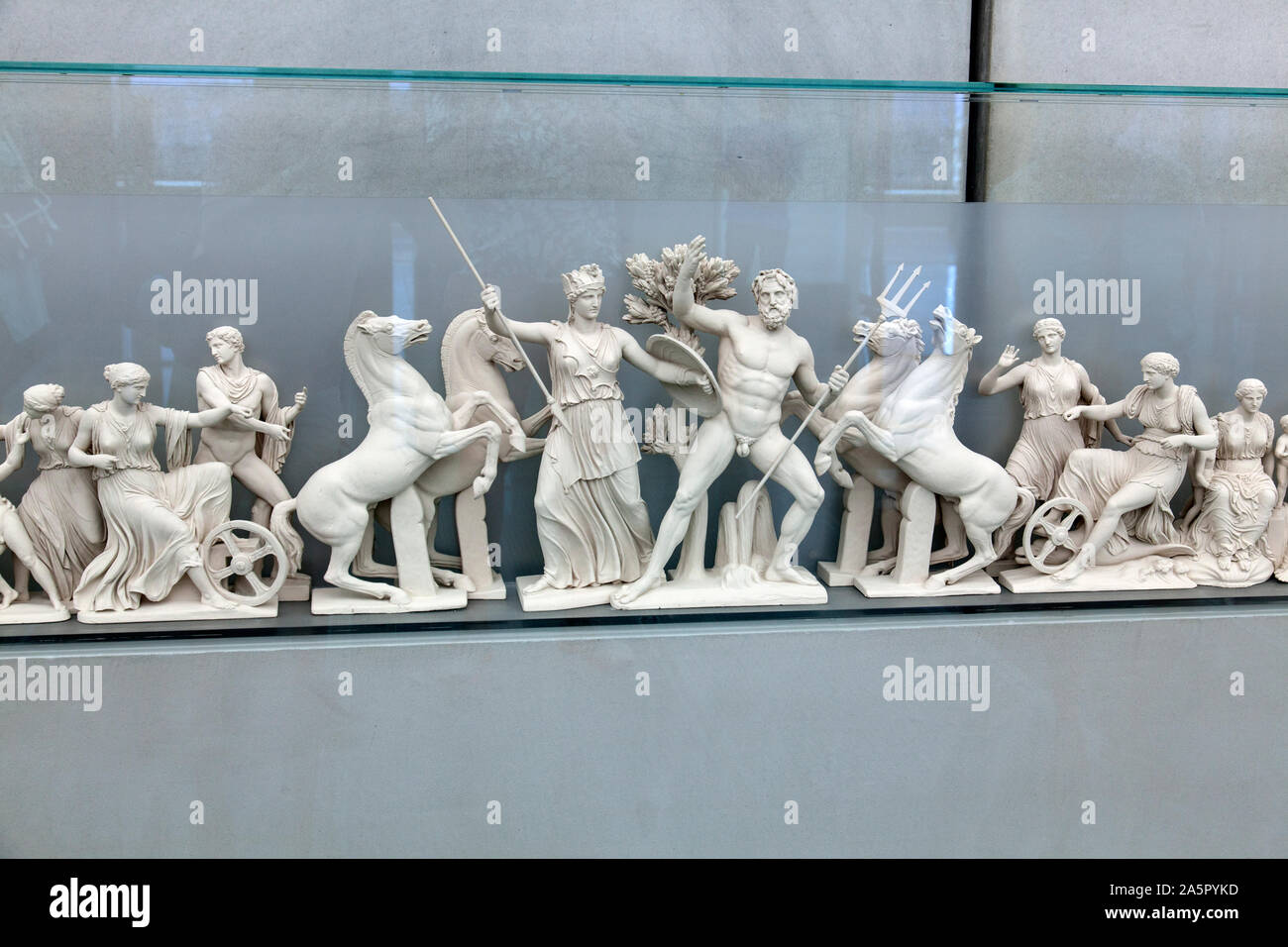 Reconstitution fronton ouest parthénon Banque de photographies et d ...