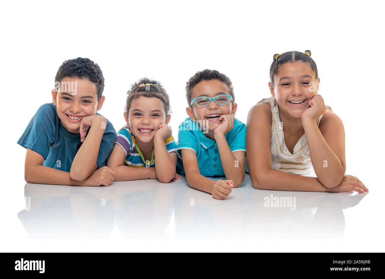 Enfants hereux Banque d'images détourées - Alamy