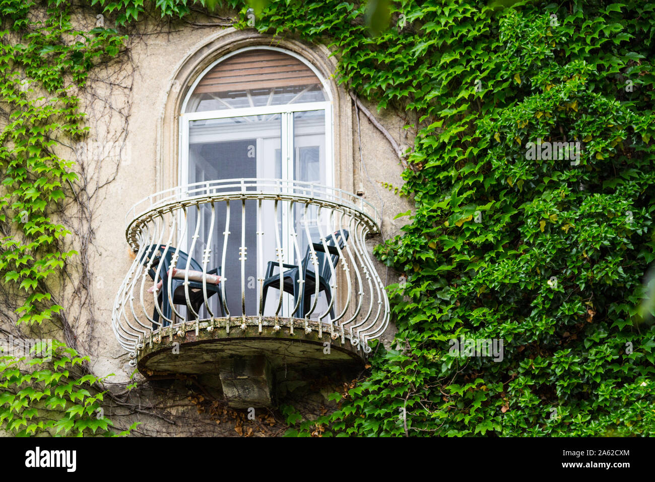 Wrought iron balcony railings Banque de photographies et d’images à ...
