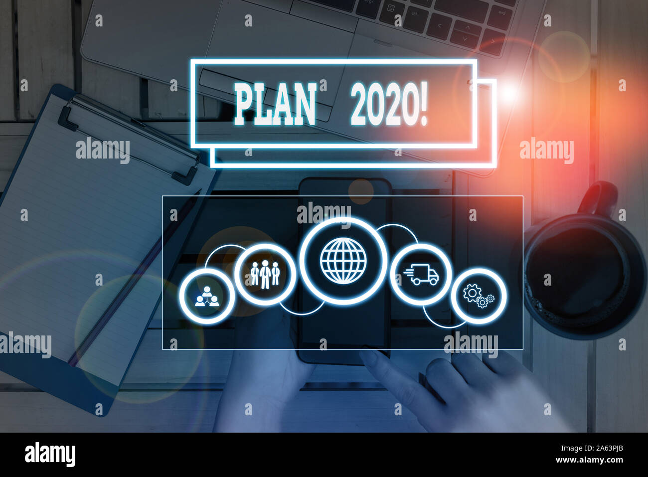 Plan conceptuel indiquant par écrit à la main 2020. Sens Concept ...